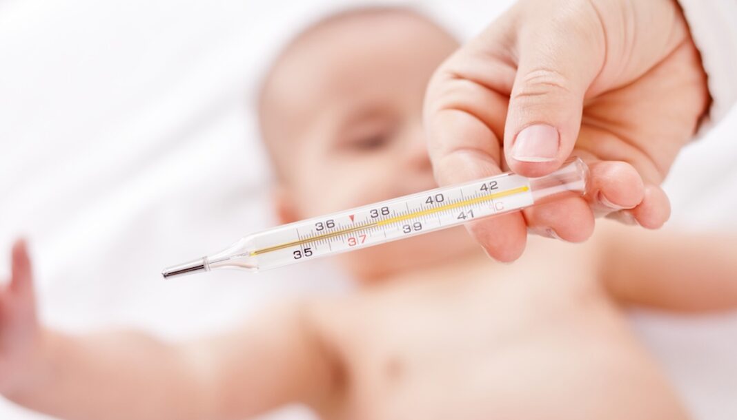 Je baby een zetpil geven, hoe doe je dat eigenlijk? - Handig Leven